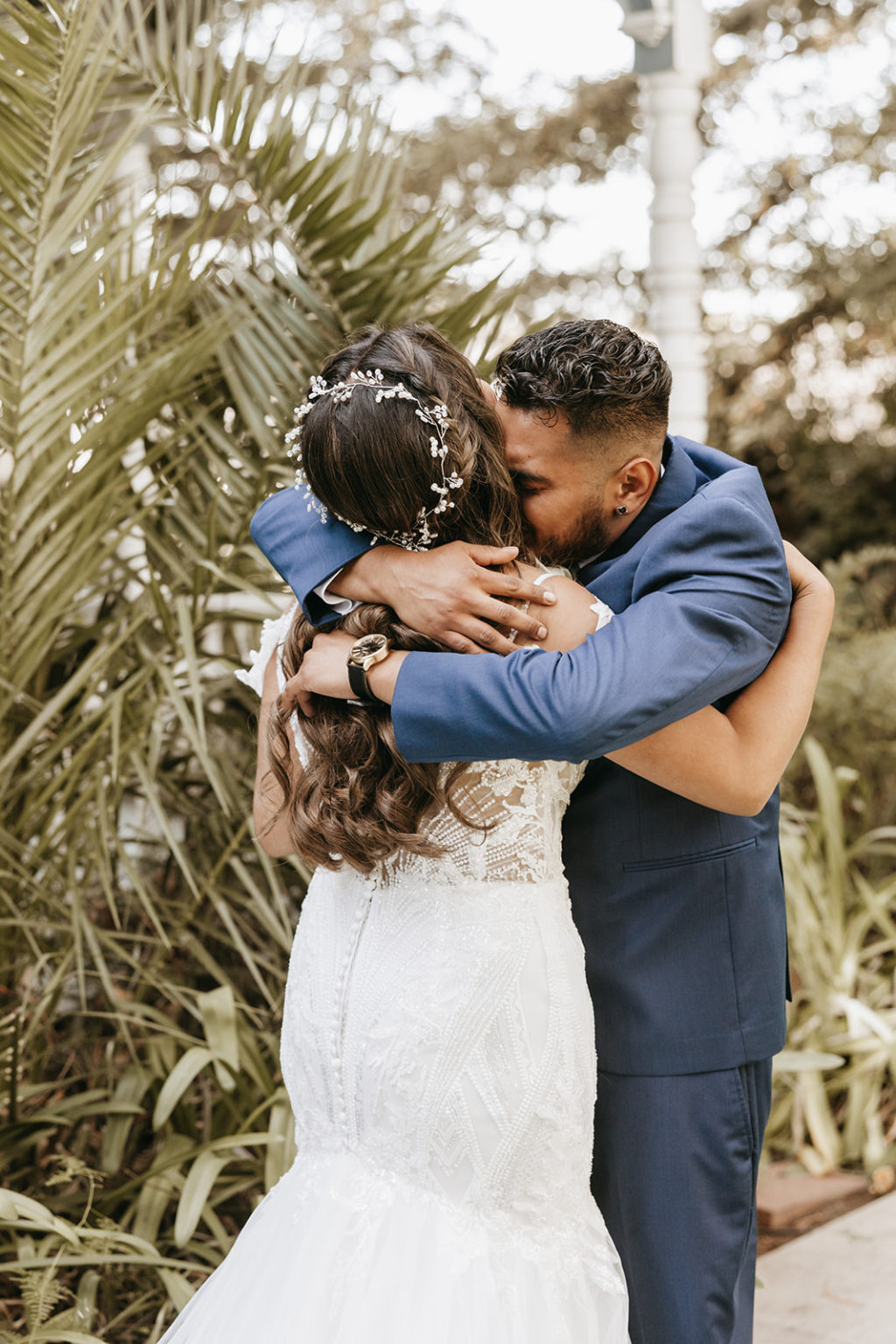 Wedding First Looks and Why You Might Want To Consider Having One - alyssafloresphoto.com