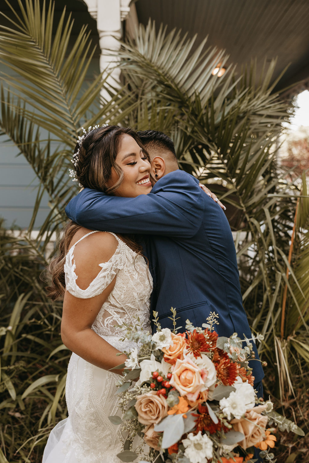 Wedding First Looks and Why You Might Want To Consider Having One - alyssafloresphoto.com